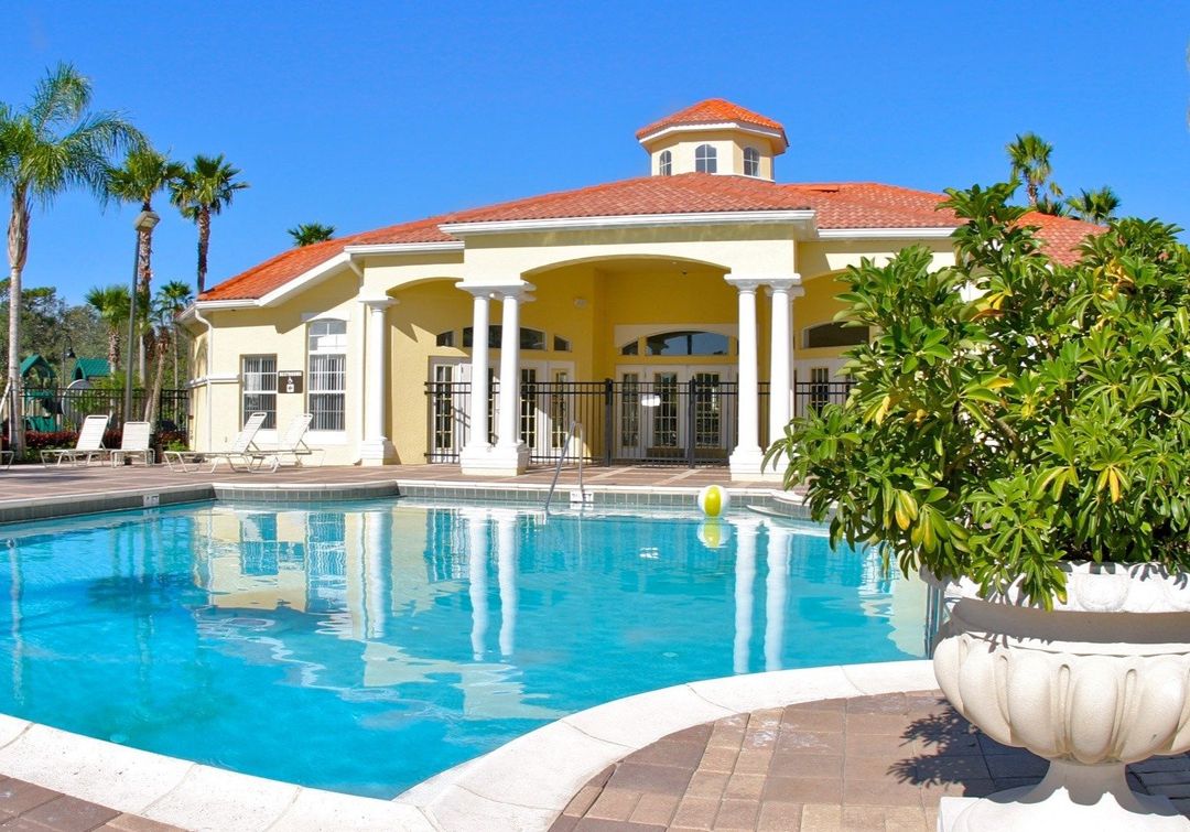 Villas in Florida | Villa Holidays from £70 | Clickstay