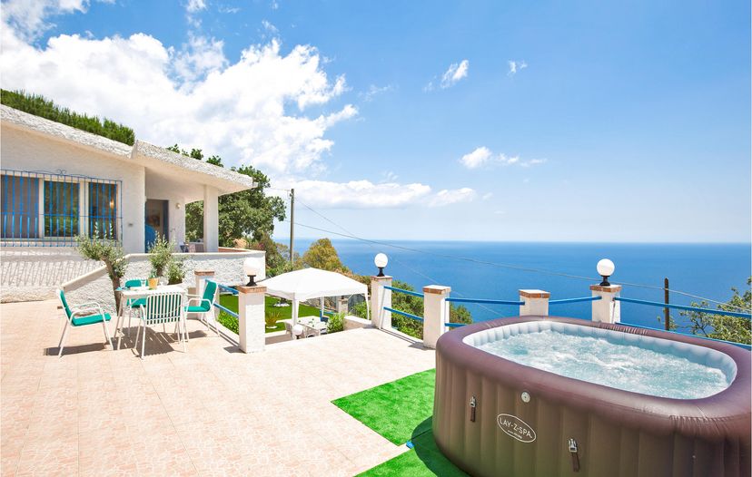 Villas in Calabria | Villa Holidays from £22 | Clickstay