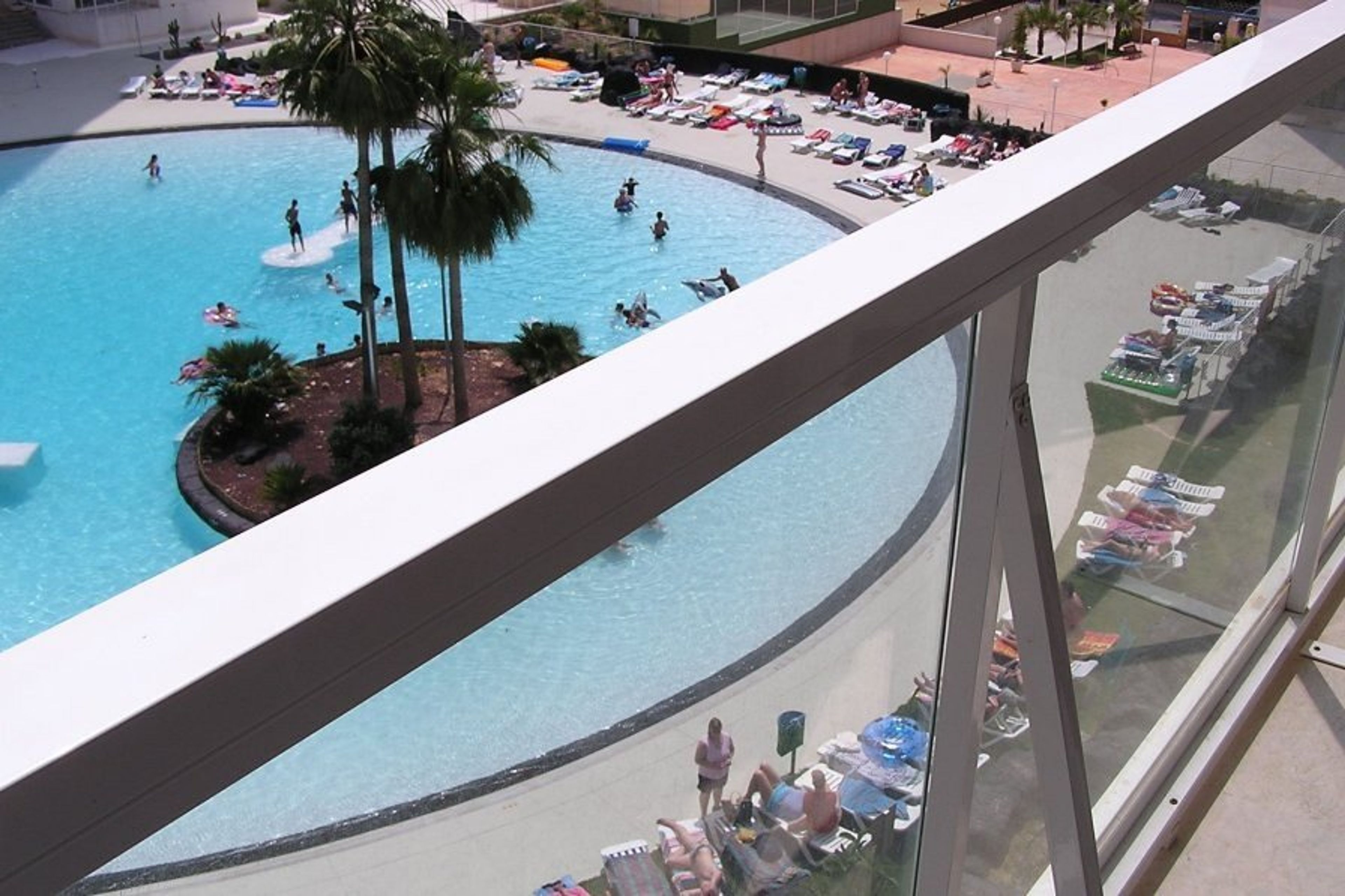 Vacanza Complex (Levante Beach) Apartment 2 On A Luxury Complex - Clickstay